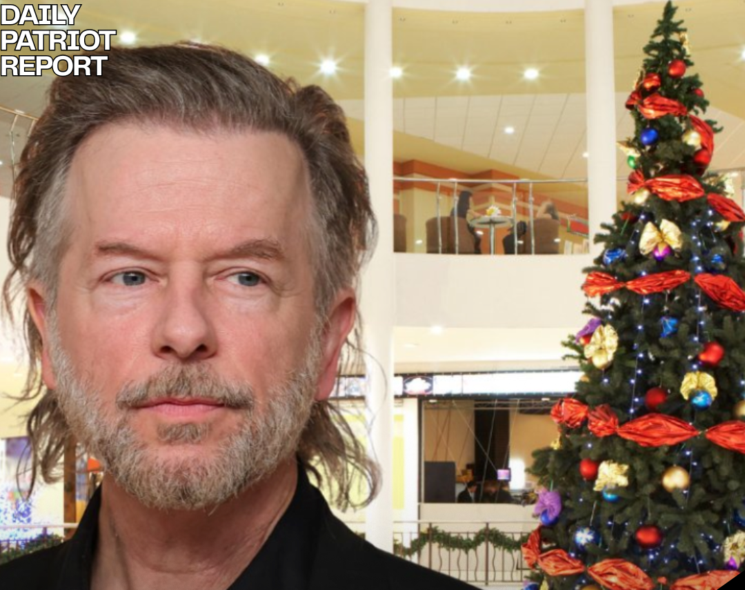 David Spade Slams Mall For Omitting The Word "Christmas" - Tedium Media